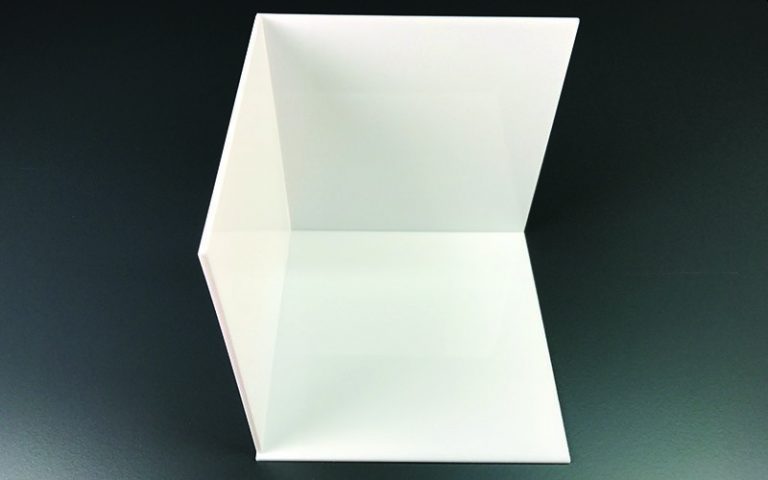 How to craft your own light box | DIY project