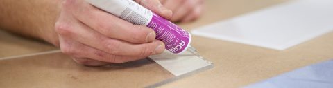 Glueing PERSPEX® / Acrylic: Read the steps and tips
