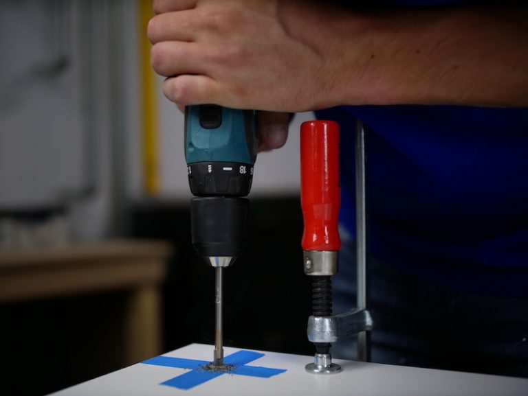 DIY: worktop from HPL in 3 steps | Plasticsheetsshop.co.uk