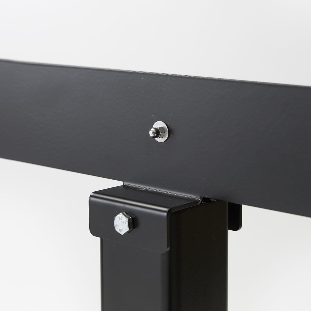 Perspex screen on a base | Plasticsheetsshop.co.uk