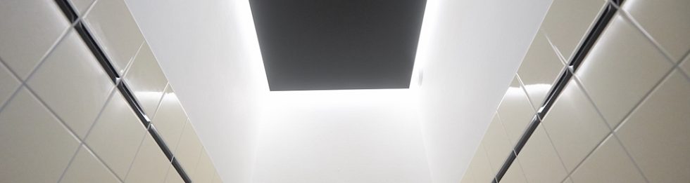 How to install a plastic toilet ceiling: A project overview