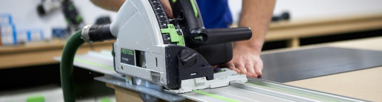 How to cut and saw a PVC sheet | Plasticsheetsshop.co.uk