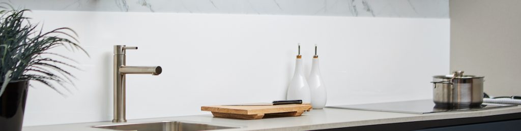 Acrylic Kitchen Splashbacks | Cut-to-Size | Plasticsheetsshop.co.uk